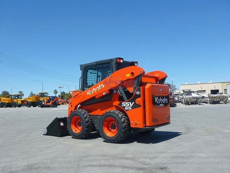 NEW KUBOTA SSV65PHC SKID STEER LOADER - APCO Equipment